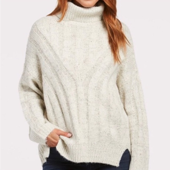 Moon River | Sweaters | Moon River Anthro Oatmeal Turtleneck Sweater M ...